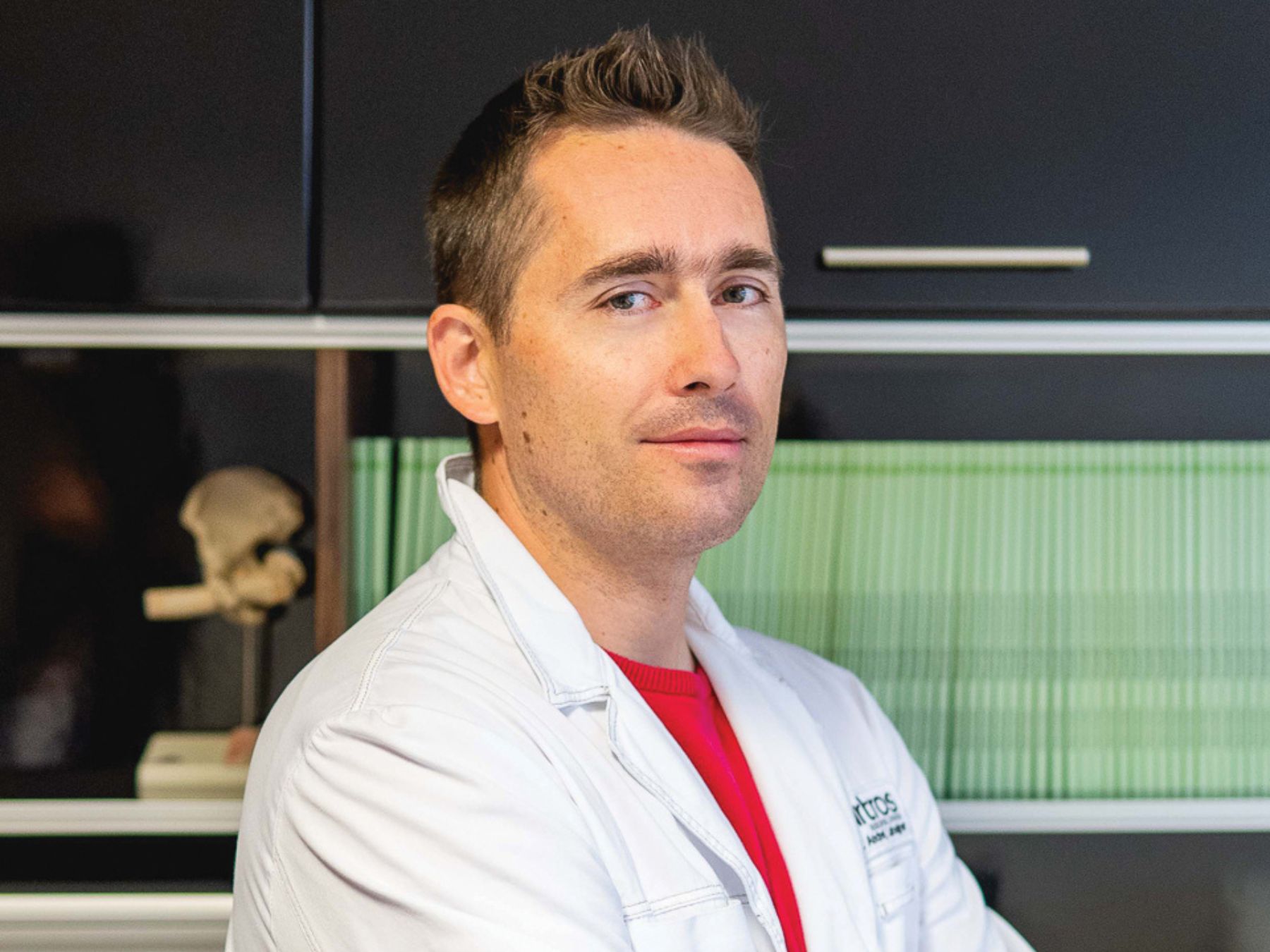 Zdravnik Andrej Lahajner je predolgo odlašal z lasersko operacijo ...