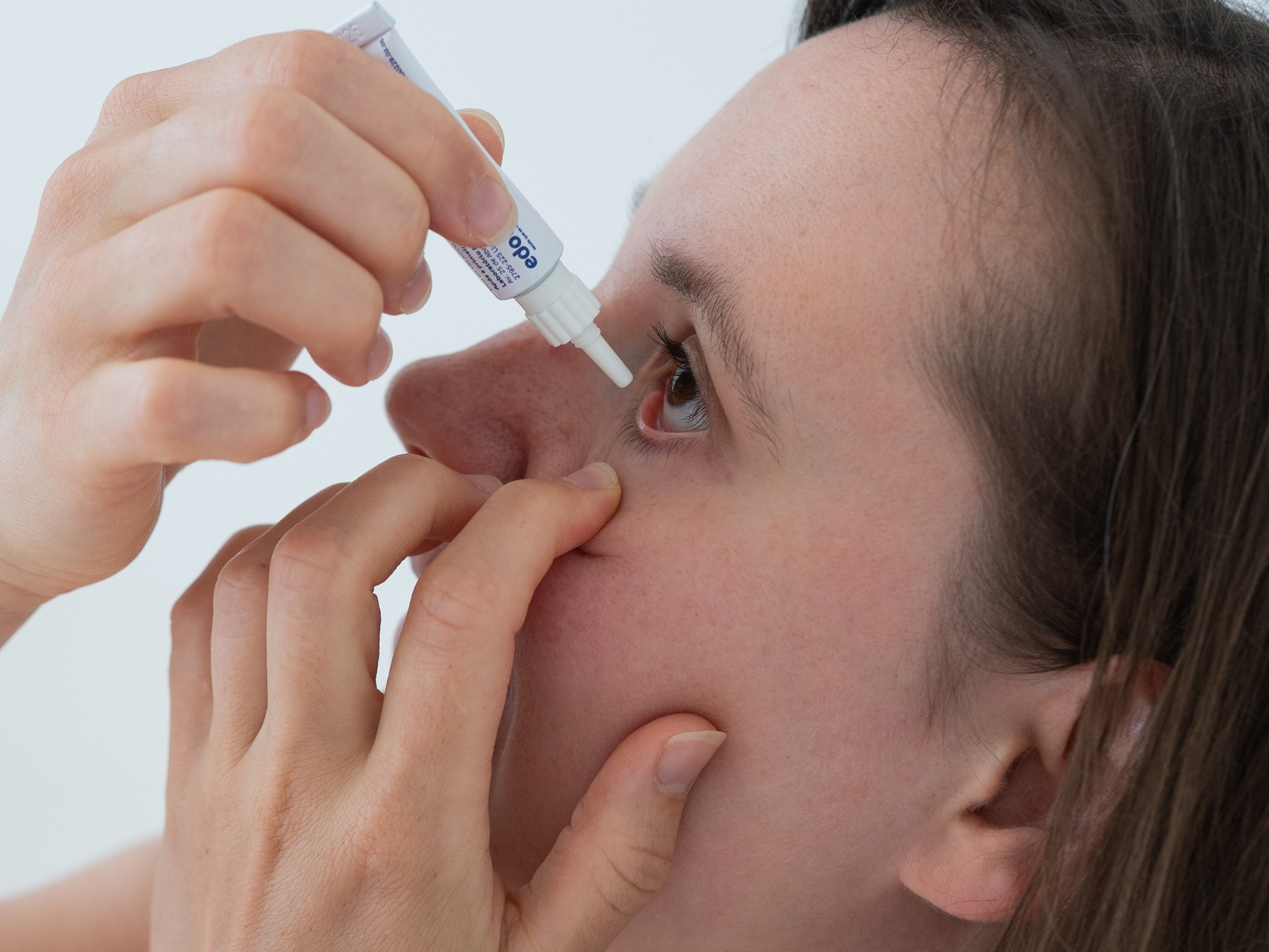 Farmaci oftalmici: come utilizzarli in modo corretto | Centro ...